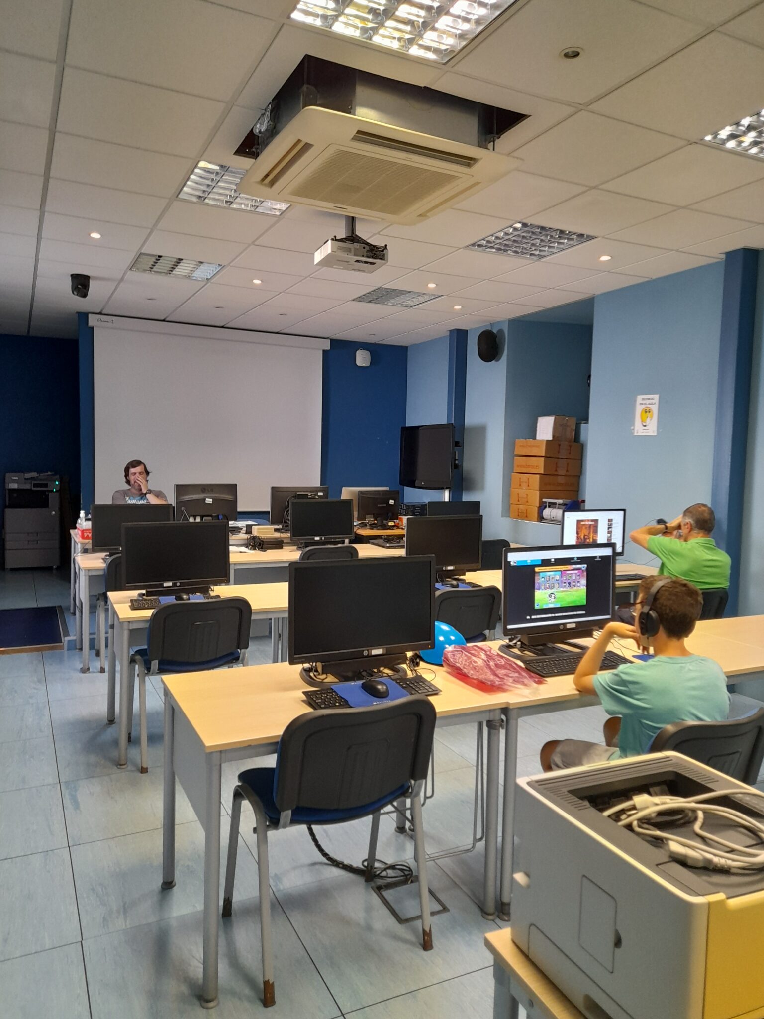 Aula de Informática - Aula CeMIT - concellodeares